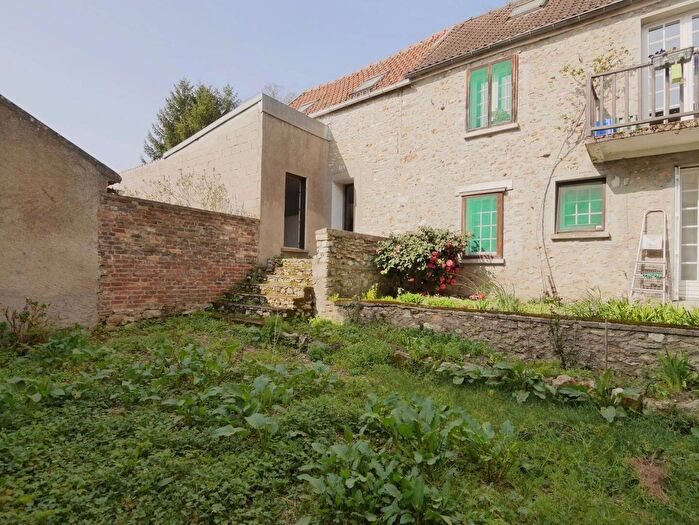 Sud, Saint-Nom-la-Bretèche : Appartement 3 pièces à louer