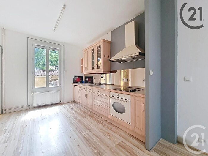 Maison à vendre - Romilly-sur-Seine, Centre-ville, Gare, Lion, Les Hauts Buissons - 4 pièces - 3 chambres