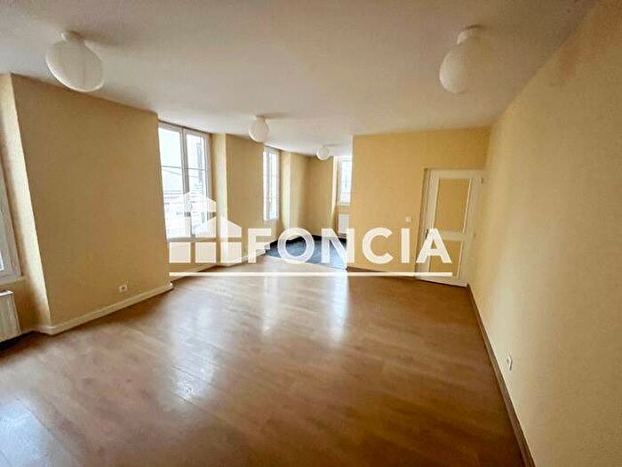 Appartement 3 pièces à Oiselet la Grive, Bourgoin-Jallieu, à louer