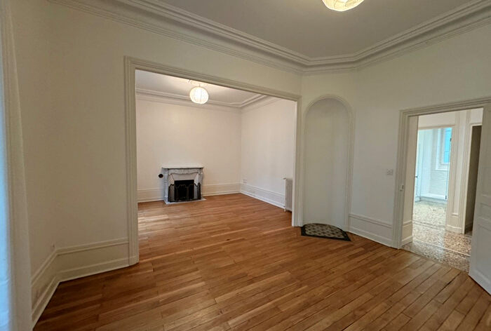 Dijon, Montchapet - Appartement 4 pièces à louer