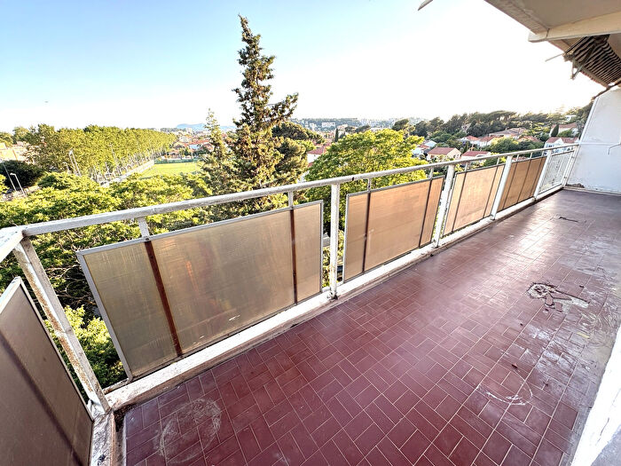 Appartement 3 pièces à vendre à Toulon, Les Routes