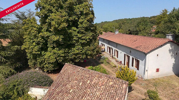 Maison à vendre - Rom - 6 pièces - 4 chambres