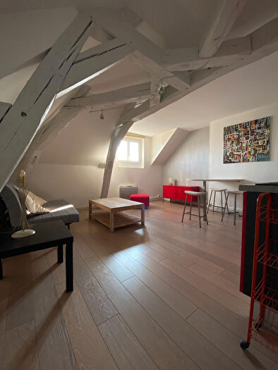 Châtellerault, Centre-ville : Appartement 2 pièces à louer