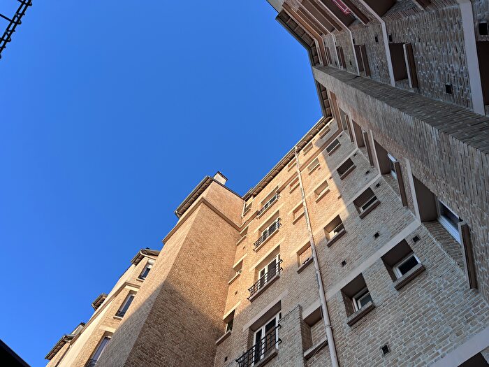 Appartement à vendre - Asnières-sur-Seine, Centre-ville - 2 pièces - 1 chambre