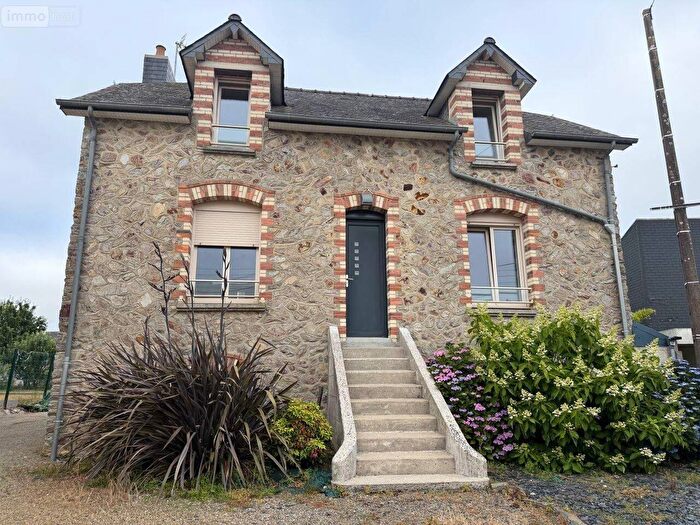 Bain-de-Bretagne - Maison 5 pièces à louer