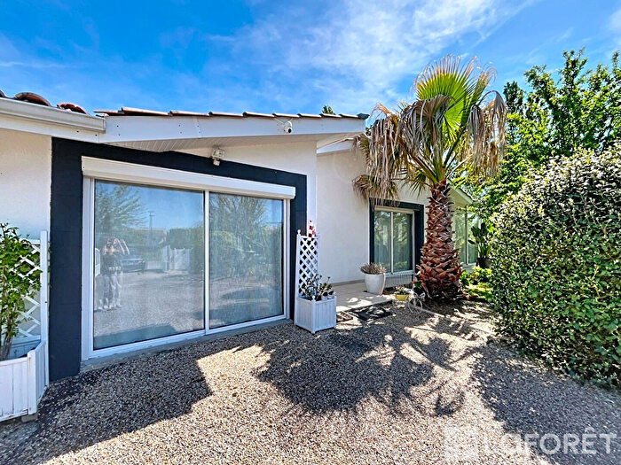 Maison 5 pièces à Sainte-Eulalie, à vendre