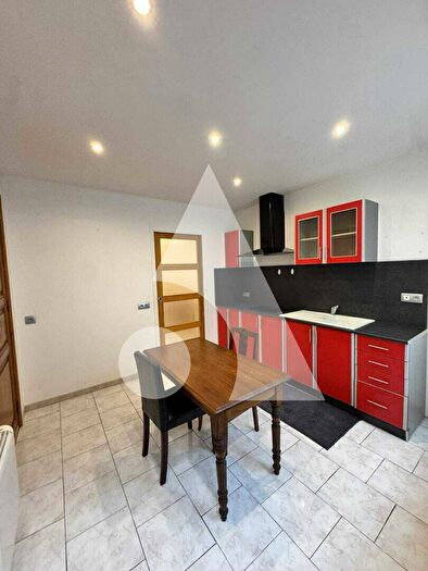Appartement à louer - Centre, Neufchâteau - 2 pièces - 1 chambre