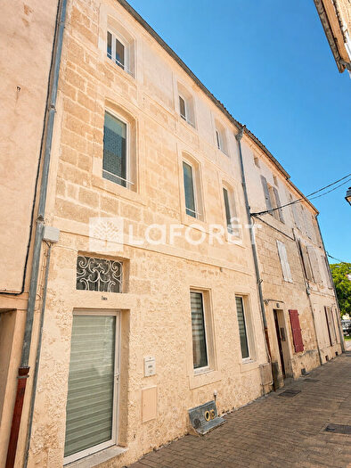 Maison 4 pièces à Saintes, Centre-ville, à vendre