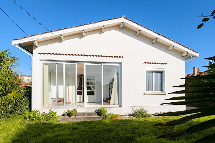 Maison à vendre - Le Château-dOléron - 4 pièces - 3 chambres