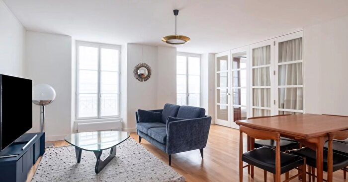 Appartement à louer - Paris e , République, Saint-Ambroise - 4 pièces - 3 chambres