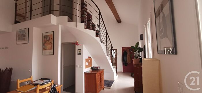 Appartement à louer - Magalas - 4 pièces - 3 chambres