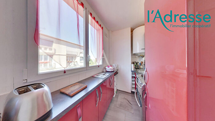 Appartement 3 pièces à Le Perreux-sur-Marne, Centre-ville, Quais d'Argonne, à vendre