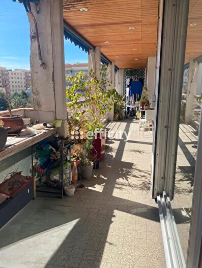 Appartement à vendre - Marseille e , Saint-Giniez - 5 pièces - 3 chambres