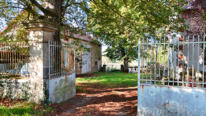 Maison à vendre - Châtillon - 5 pièces - 4 chambres