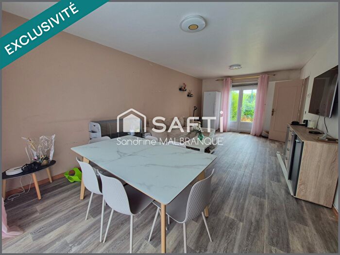 Maison 5 pièces à Saint-Laurent-Blangy, à vendre