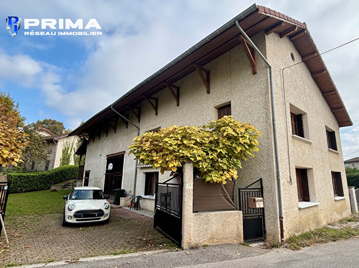 Maison à vendre - Saint-Cassien - 6 pièces - 3 chambres