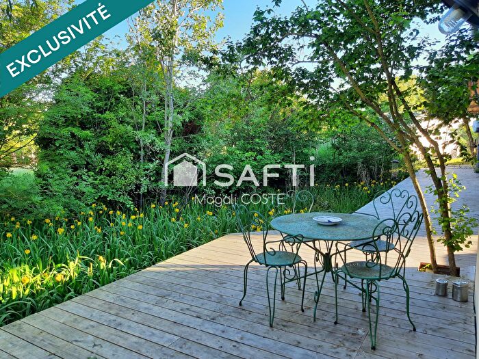 Maison à vendre - Saint-Paul-Cap-de-Joux - 9 pièces - 4 chambres