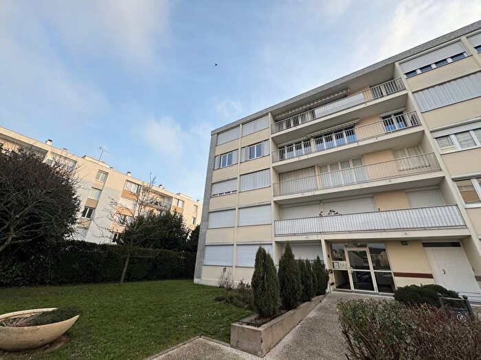 Appartement à louer - Saint-Jean-le-Blanc - 3 pièces - 2 chambres