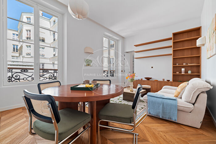 Appartement 2 pièces à Paris 1er, Palais Royal, à vendre