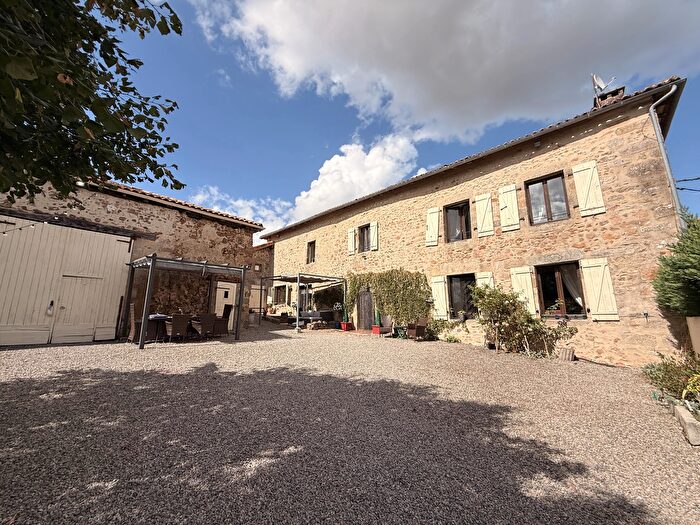 Saint-Maurice-des-Lions : Maison 7 pièces à vendre