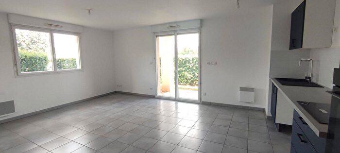 Appartement à louer - Vic-en-Bigorre - 3 pièces - 2 chambres