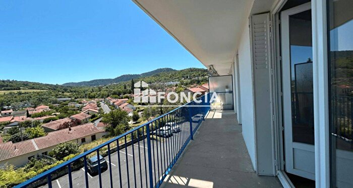 Stade-Bourg, Beaumont - Appartement 3 pièces à louer