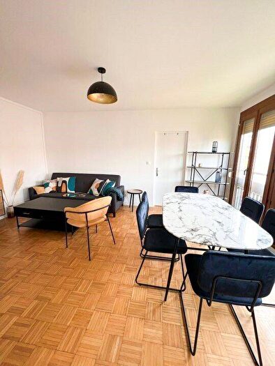 Sainte Anne-Faubourg, Amiens - Appartement 5 pièces à louer