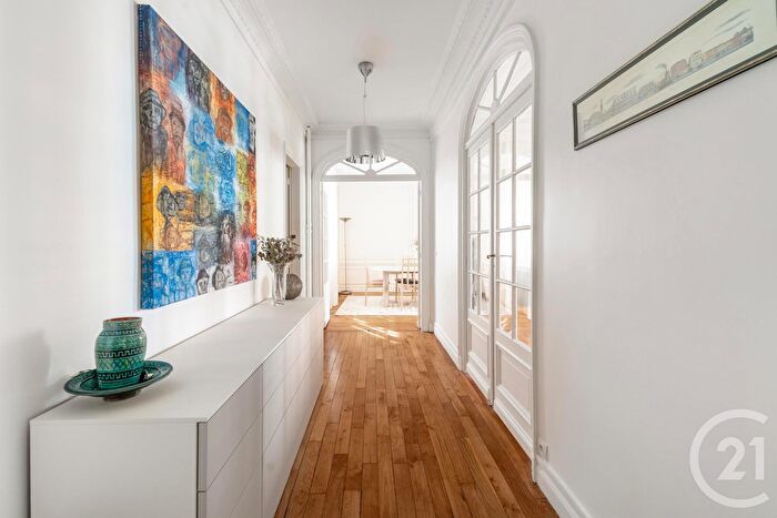 Appartement 5 pièces à vendre à Paris 18ème, Montmartre, Sacré Coeur, Abbesses