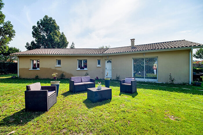 Maisons à vendre et appartements à louer - 1
