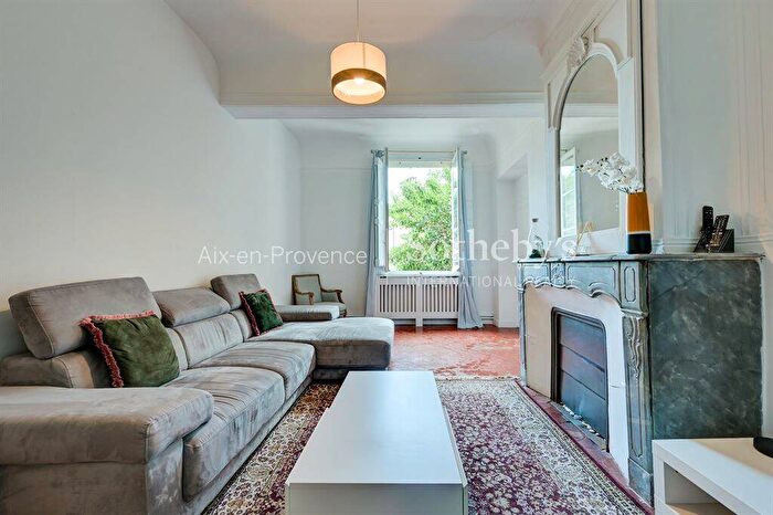 Appartement à louer - Aix en Provence - 3 pièces - 2 chambres