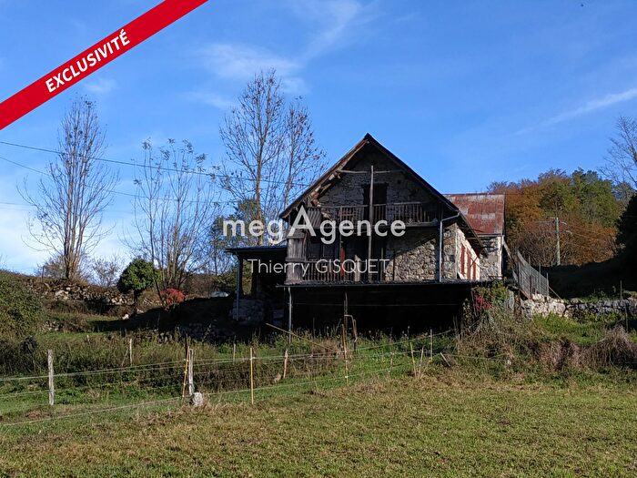 Maison 4 pièces à vendre à Ercé