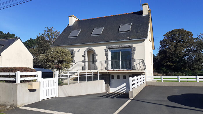 Mellac : Maison 5 pièces à louer