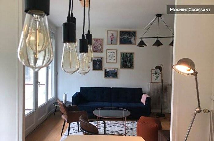 Appartement à louer - Ville Sud, Fontainebleau - 3 pièces - 2 chambres