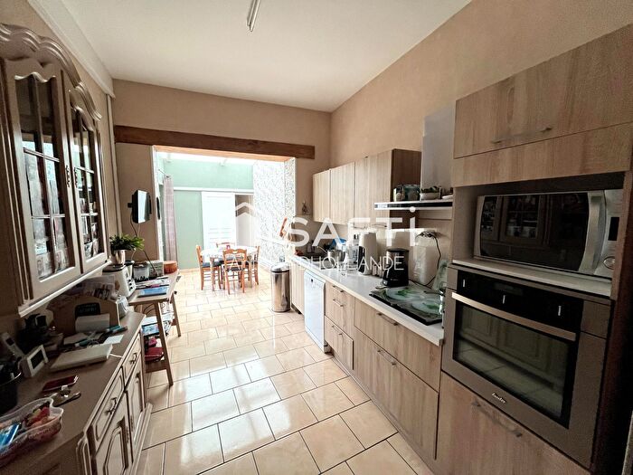 Maison à vendre - Ribemont - 7 pièces - 4 chambres