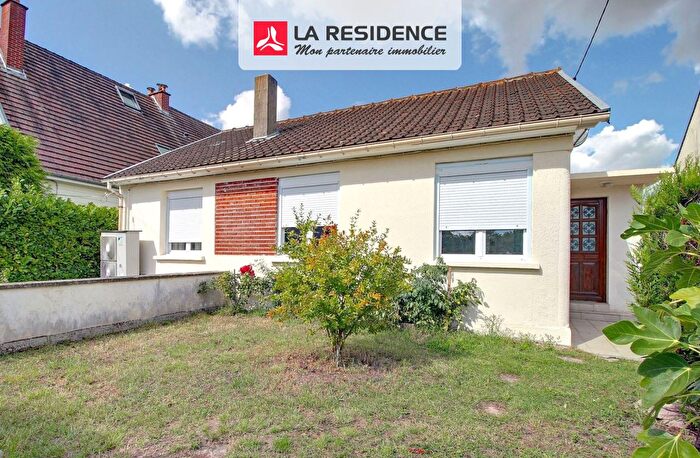 Maison à vendre - Saint-Étienne-du-Rouvray - 5 pièces - 3 chambres