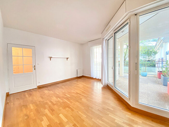 Appartement à louer - Paris e , Georges Brassens - 2 pièces - 1 chambre
