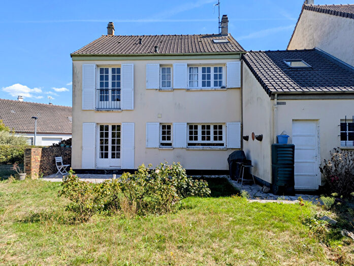 Maison 6 pièces à Rambouillet, Villeneuve, Hippodrome, à vendre