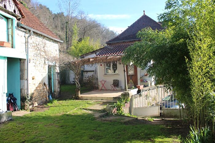 Maison à vendre - Peyrillac-et-Millac - 5 pièces - 4 chambres