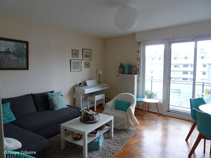 Appartement 2 pièces à louer - Quartiers Centre, Thabor, Oberthür