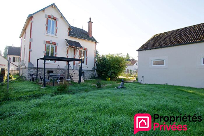 Maison à vendre - Vierzon, Bourgneuf - 5 pièces - 4 chambres