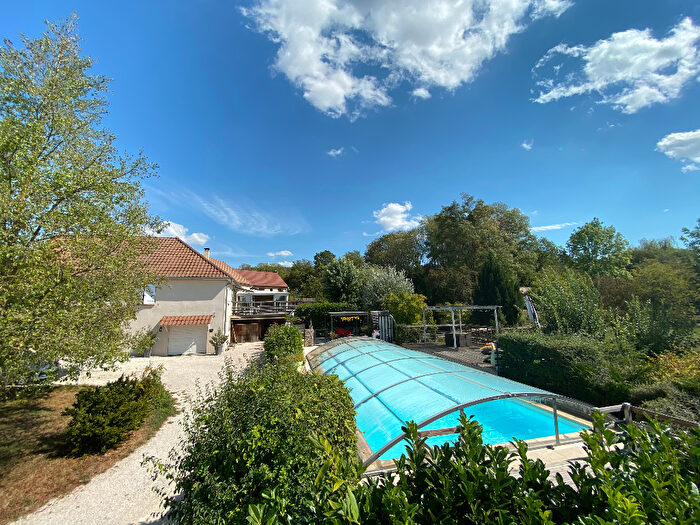 Maison à vendre - Saint-Léger-sur-Dheune - 7 pièces - 3 chambres