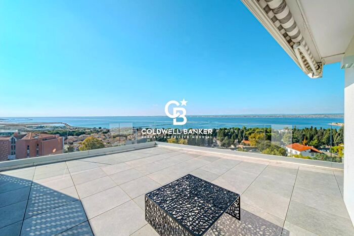 Appartement à vendre - Sète, Saint-Clair - 4 pièces - 3 chambres