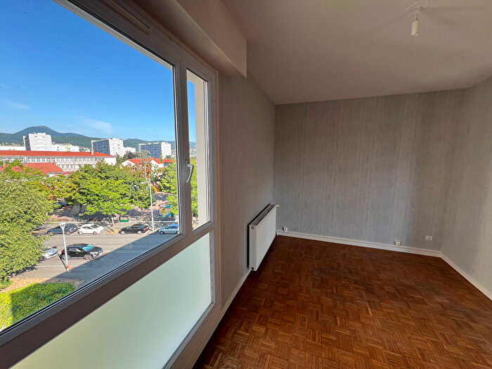 Appartement à vendre - Clermont-Ferrand, Saint-Jacques - 3 pièces - 2 chambres