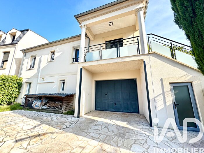 Maison à vendre - Saint-Brice-sous-Forêt, Rougemonts - 8 pièces - 6 chambres