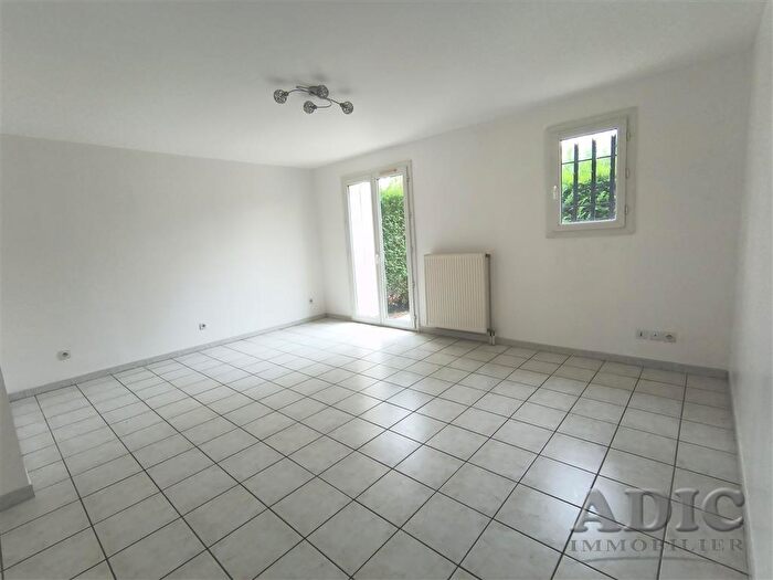 Appartement à louer - Saint-Mard - 3 pièces - 2 chambres