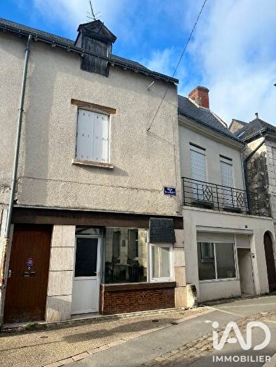 Sainte-Maure-de-Touraine - Maison 5 pièces à vendre