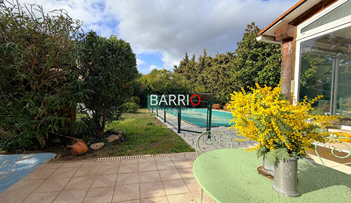 Maison à vendre - Palau-del-Vidre - 7 pièces - 6 chambres