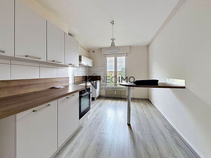 Nord Est, Neufchâteau - Appartement 4 pièces à louer