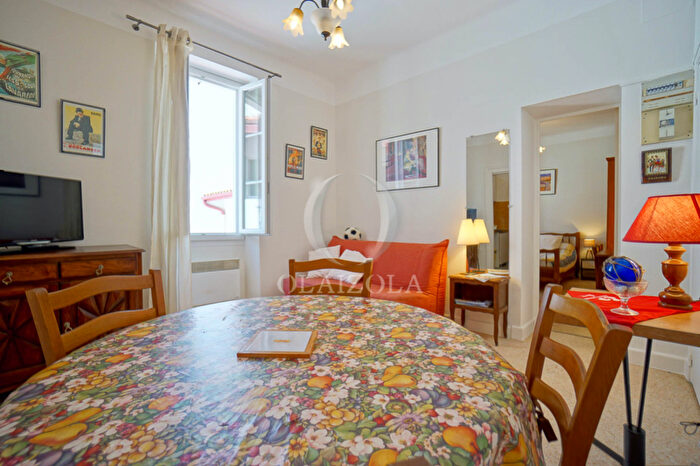 Appartement à louer - Biarritz, Centre-ville Est - 2 pièces - 1 chambre