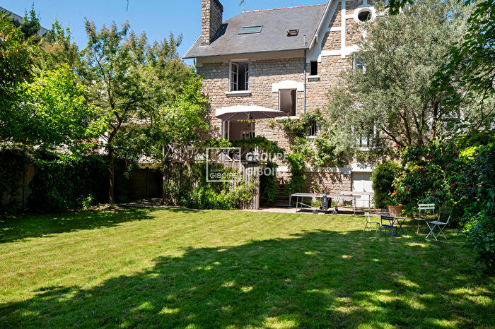 Maison à vendre - Quartiers Centre, Fougères, Sévigné - 8 pièces - 6 chambres